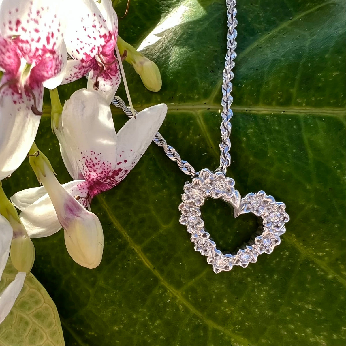 Small Slanted Heart Pendant w/ or w/o Diamonds in 14K Yellow, White or ...